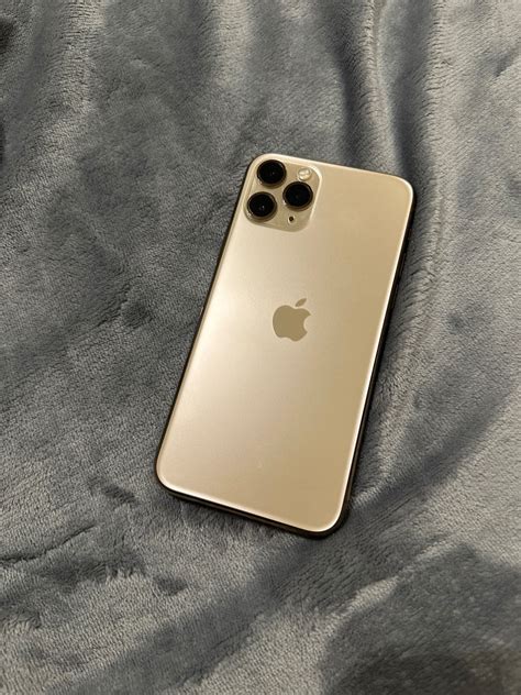 IPhone 11 Pro 64 GB Gold: 8 000 грн. - Мобільні телефони / смартфони ...