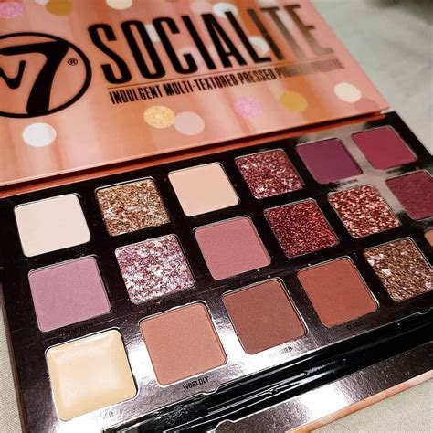 W7 Socialite Eyeshadow Palette