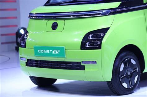 Mg Comet Ev Play Price Images Reviews And Specs Safety And Features