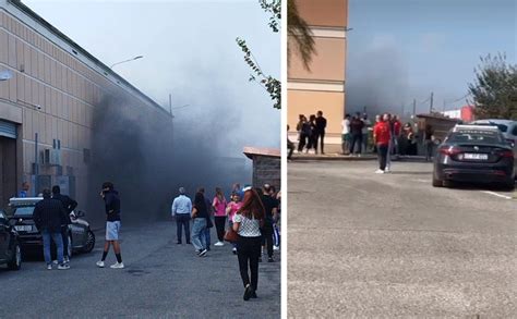 Corigliano Rossano Incendio Al Centro Commerciale Evacuati Tutti I Negozi Quicosenza