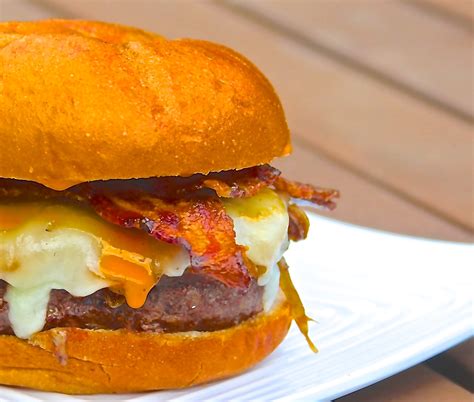 Candied Bacon Sriracha Burger — Grillocracy
