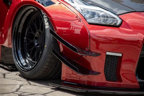Liberty Walk Lb Works Type Ii Front Canards For R35 Nissan Gt R Gt Rr
