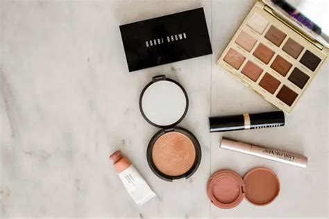 True Meaning And Right Interpretation Of Dream About Makeup Labex Cortex