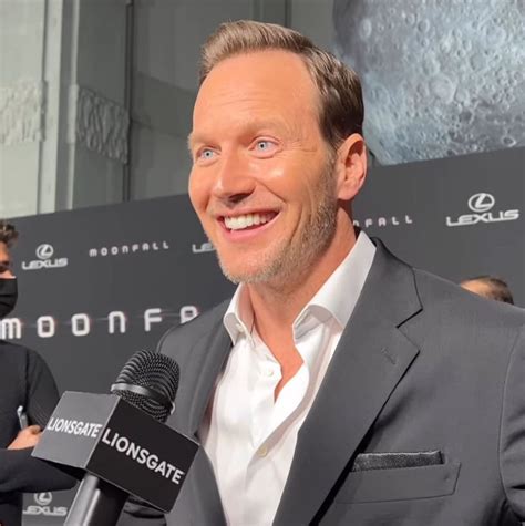 patrick wilson fan on instagram ugh his eyes i m gonna die 😍 moonfall premiere jan 31st