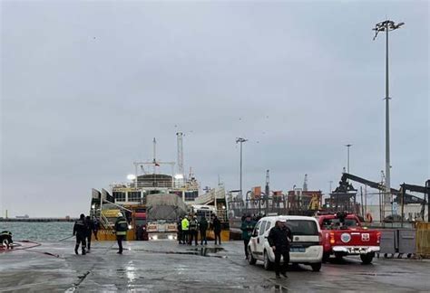 Marmara Denizi nde feribot yangını 30 yolcu dumandan etkilendi Son