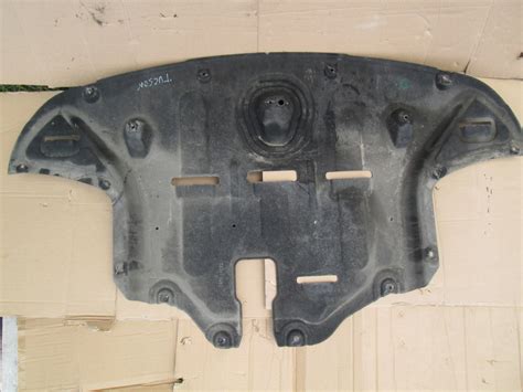 HYUNDAI TUCSON III oslona pod silnik silnika 15 1010 18322 za 139 zł z