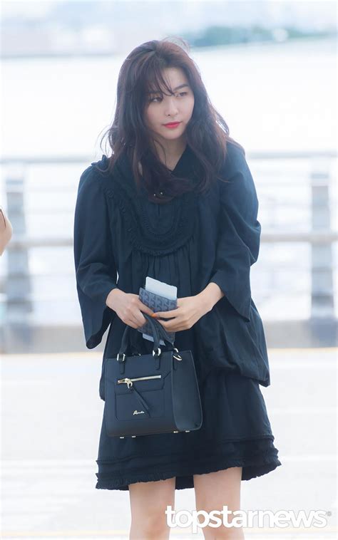 [hd포토] 레드벨벳 Red Velvet 슬기 ‘멍한 표정도 귀여워 정송이 기자 톱스타뉴스