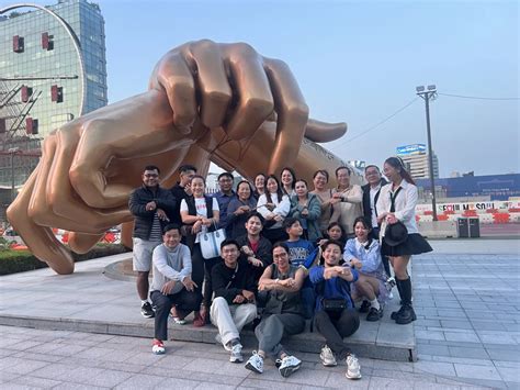 រីករាយដំណេីរកម្សាន្ដទៅកាន់ប្រទេសកូរ៉ Korea In 2024 V1travelcambodia