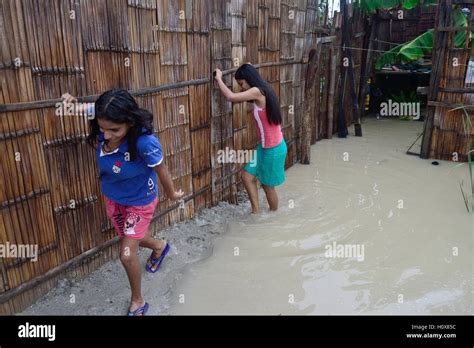 Flood due to the effects of El niño in PUERTO PIZARRO Department of