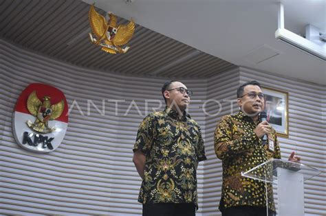 KPK Rilis Hasil Penggeledahan Rumah Dinas Mentan ANTARA Foto