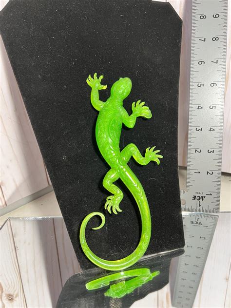 Resin Gecko Lizard Wall Decor Sea Green 7 Etsy