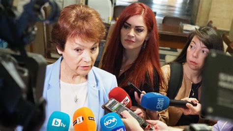 ЦИК 42 партии и 8 коалиции са подали документи за регистрация за местния вот От деня БНР Новини