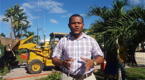 Tildan de despilfarro y falta de priorización de recursos demolición