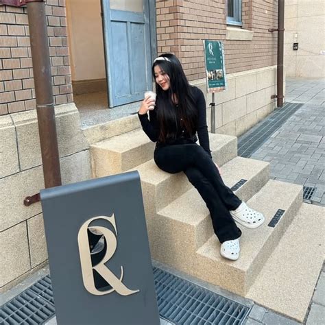 淳 Chun Xx • Threads Say More