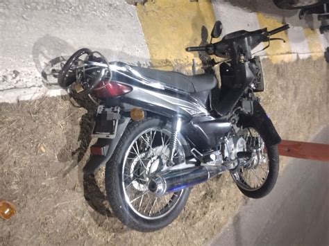 Perdió El Control De Su Moto Y Sufrió Heridas Al Caer