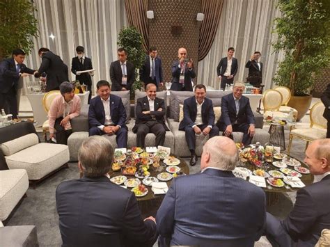 上合晚宴数次大合照 独缺习近平 乌方解答来了 ＊ 阿波罗新闻网
