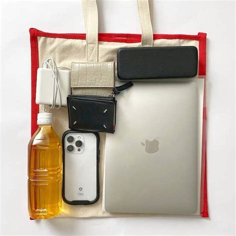 【ニコアンド×walnut】一目惚れして即レジした！ノートパソコンがまるっと入る「激かわバッグ」ポップなイラストが可愛すぎます！