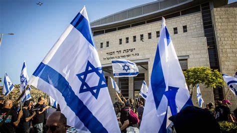 Nueva Jornada De Protestas Masivas Contra La Reforma Judicial De Netanyahu