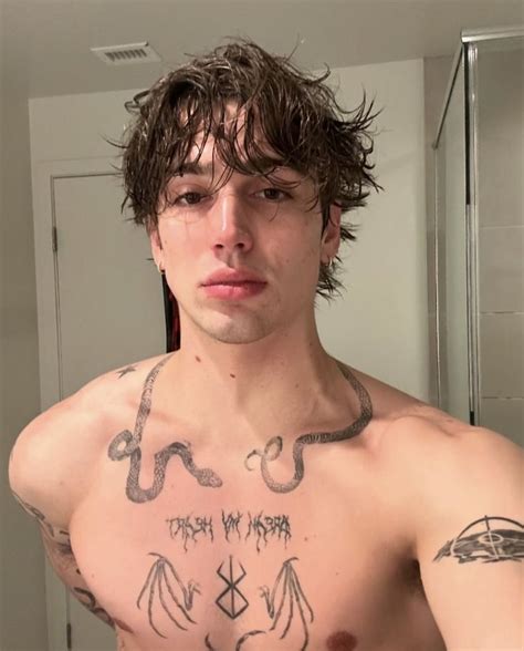 Pin By Soph On Vinnie In 2025 Hacker Aesthetic Mens Hairstyles Hacker