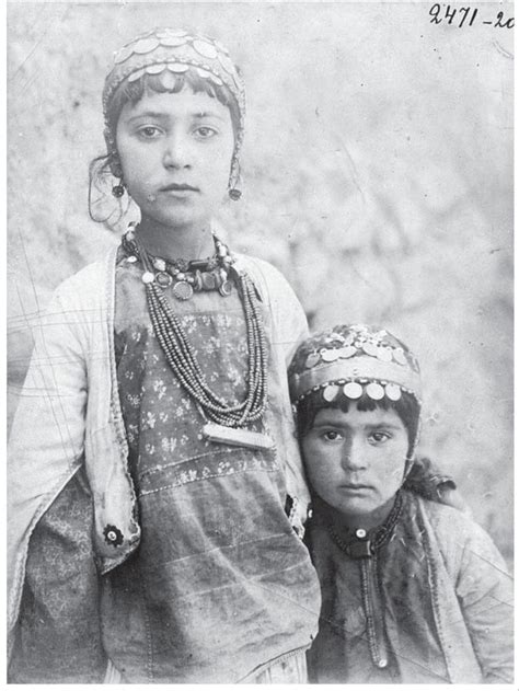 عکس سفر به قاجار؛ پوشش زنان قاجاری خبرآنلاین