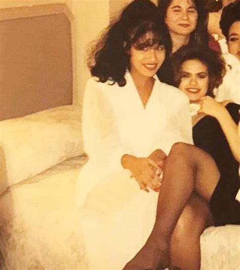 Likes Comments Selena Quintanilla Perez Selenaqperezvive On Instagram Before The