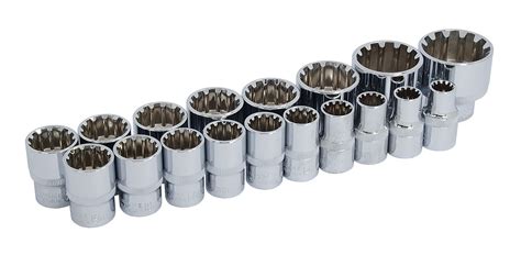 18 Pce 1 2 Dr Multi Fit Socket Set With Rail Fits Metric Sae