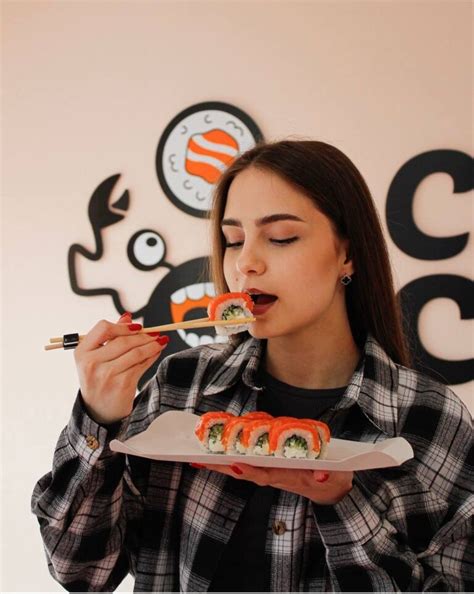 Фотомодели девушки модели фото и портфолио красивых девушек модельного агентства Elite Models