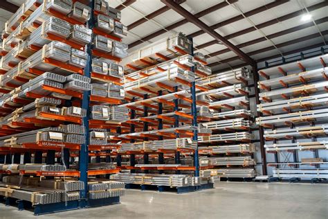 The Pros And Cons Of Aluminum Vs Fiberglass Windows Gbandd