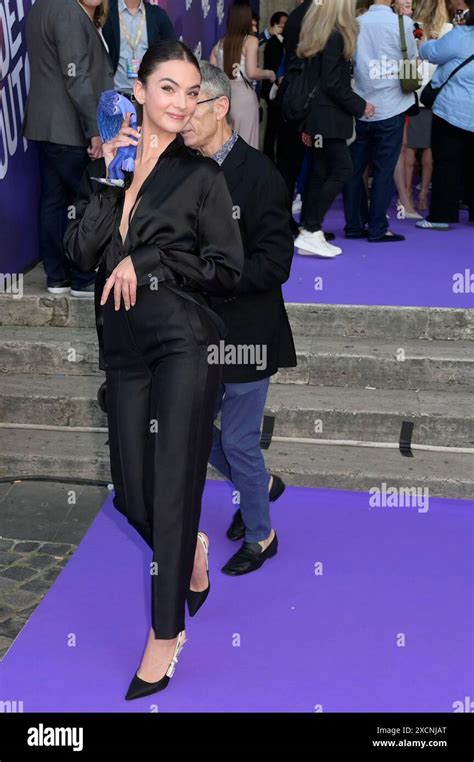 Deva Cassel Bei Der Premiere Des Animationsfilms Inside Out 2 Alles