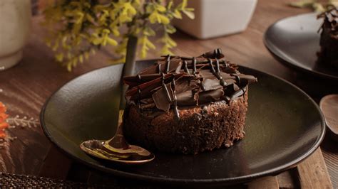 Cake Gourmand Au Chocolat And Café Elle And Tendances