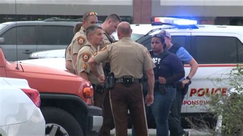 Four Arrested Following Armed Carjacking Police Chase Fox 2
