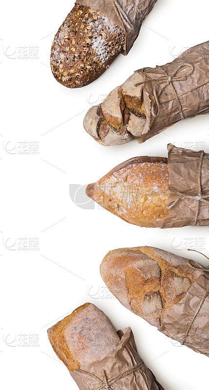 不同种类的面包孤立在白色