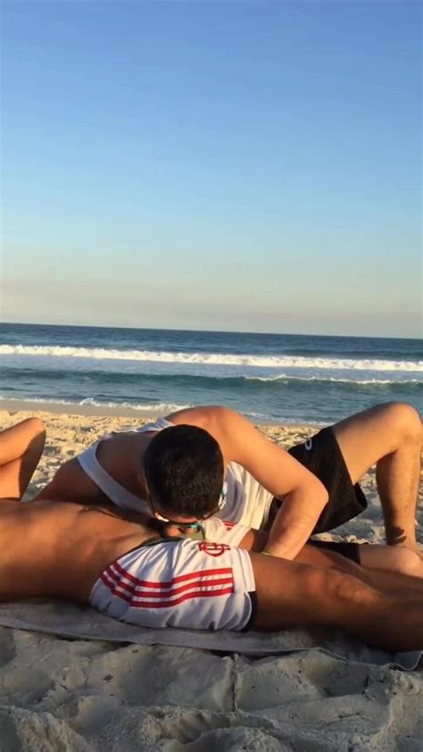 Blowjobs Caught A Snake On The Beach