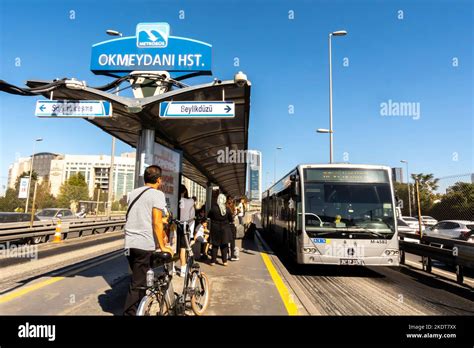 Istanbul Rapid Bus Hi Res Stock Photography And Images Alamy