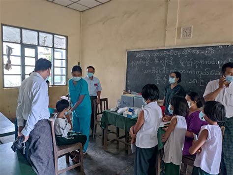 ဇီးကုန်းမြို့နယ်တွင် သားအိမ်ခေါင်းကင်ဆာရောဂါကြိုတင်ကာကွယ်ဆေး Hpv ထိုးန