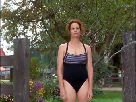 Sigourney Weaver Swimsuit 9 By Xzbeetleman On Deviantart