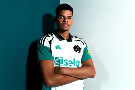 In Pictures Osula Becomes Magpies Latest Recruit Newcastle United