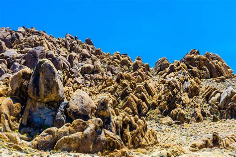 岩层 加利福尼亚内华达山脉 阿拉巴马山 麦比乌斯带 惠特尼山 因约国家森林公园 英友镇 阿拉巴马州 莫哈韦沙漠 公园 摄影素材 汇图网www