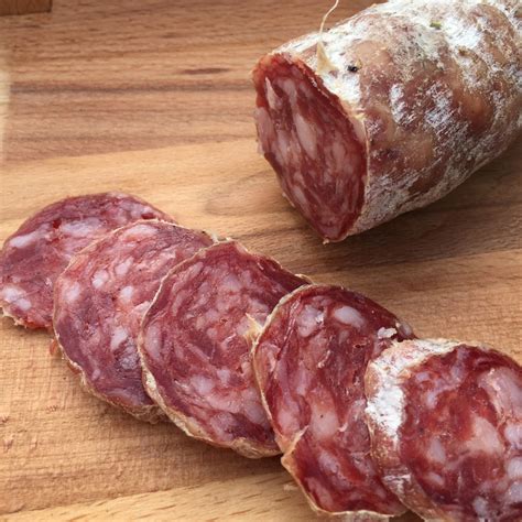 Saucisson sec au Beaufort Tous nos saucissons L Apéro des Saveurs