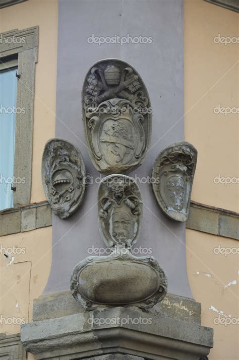 Papal Coats Of Arms Stock Photo By Wulwais 38591499