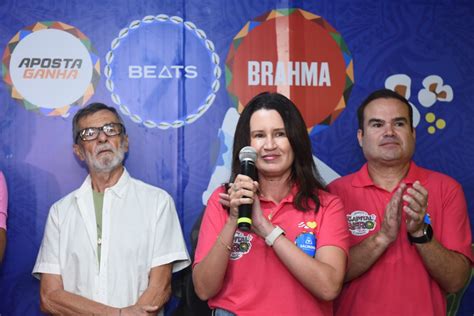 Sala De Imprensa Do Carnaval No Campo Grande Em Homenagem Ao Jornalista