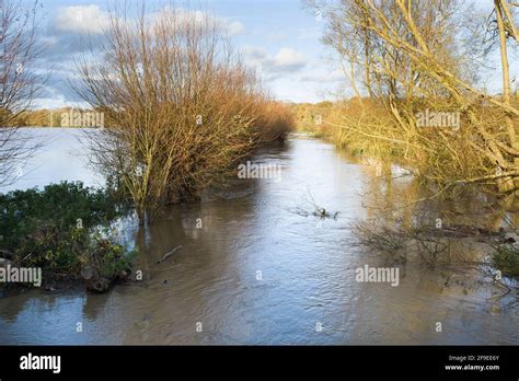Overflow Bank Storm Hi Res Stock Photography And Images Alamy