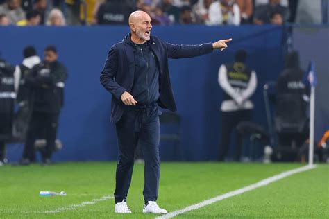 بيولي يفاجئ لاعب المنتخب السعودي للشباب كووورة