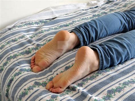 Do Bed Legs Have Feet At Melissa Grady Blog