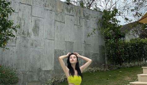 รวมรูปภาพของ จับตาคู่ พีช พชร ร่วมเฟรม เก้า สุภัสสรา งานแต่งพี่สาว