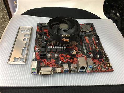 電腦雜貨店→華碩 B450m Dragon 主機板 Am4 顯示 Ddr4 附風扇 二手良品 1500 Yahoo奇摩拍賣
