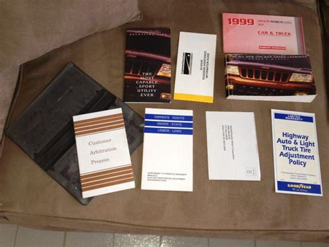 Sell 1999 JEEP GRAND CHEROKEE Genuine Owners Manual In Stuart Florida