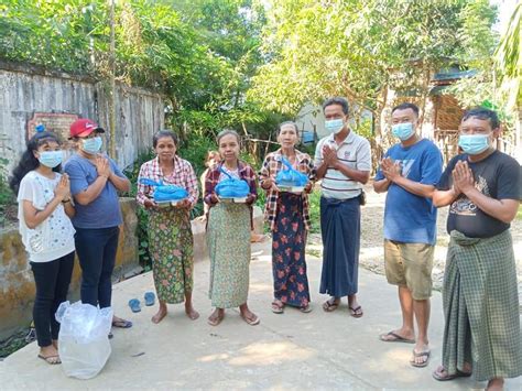 အလှူရှင်များမှ လှည်းကူးမြို့နယ်အတွင်းရှိ အသက် ၇၀ အထက် သက်ကြီးဘိုးဘွား ၂၂ ဦး တို့အတွက် နေ့စဉ