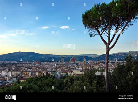 Chiesa Di Santa Maria Del Fiore Hi Res Stock Photography And Images Alamy