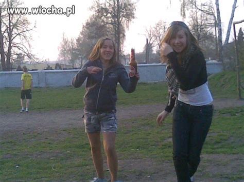 Pijane małolaty i jakie miny wiocha pl absurd 475224